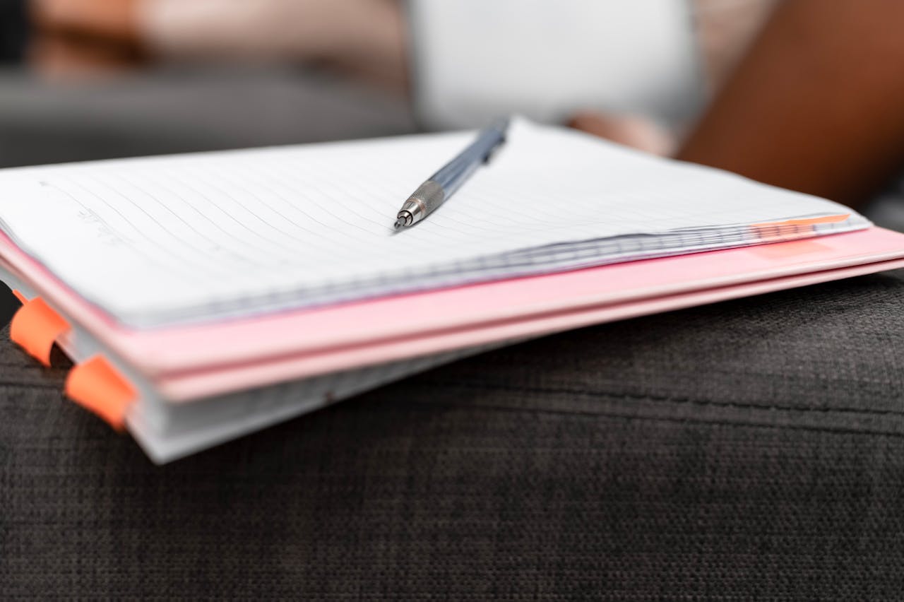 Panduan Lengkap Cara Menulis Buku dengan Mudah - Irhanhisyam.com